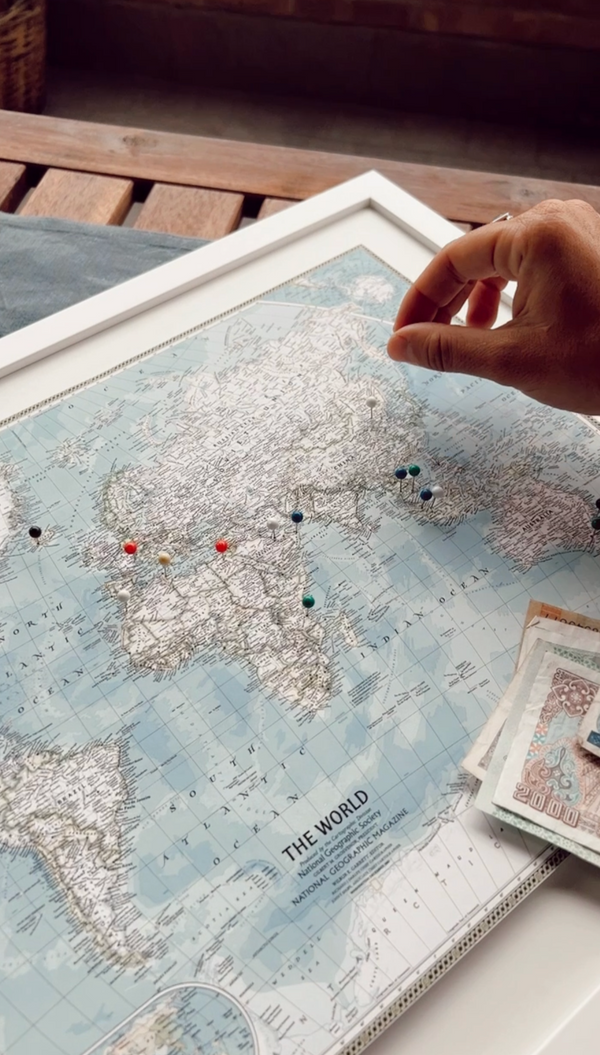 MAPA AZUL 50 X 40 CM MARCO BLANCO DISPONIBLE - Mapa Viajero